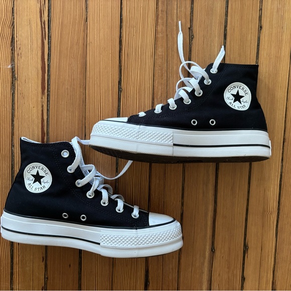 Converse | Shoes | Converse Platform Black And White Hightops Wcomfort ...
